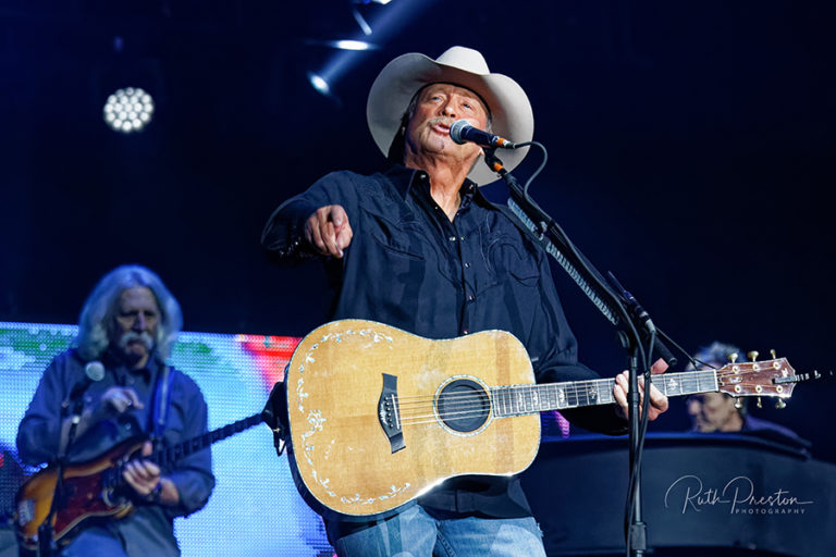 Alan Jackson concert pictures