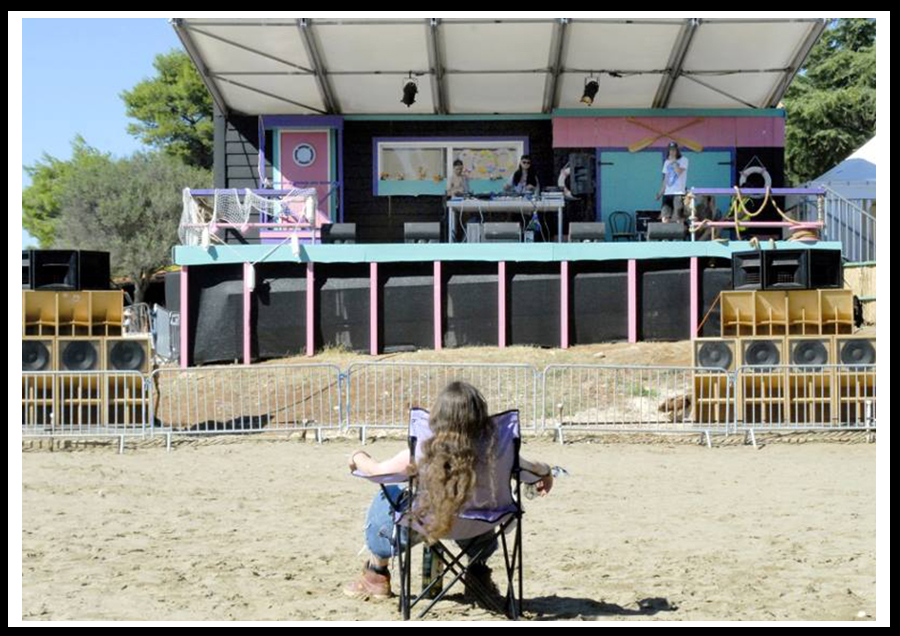 One of the largest directory of pit and music photographers